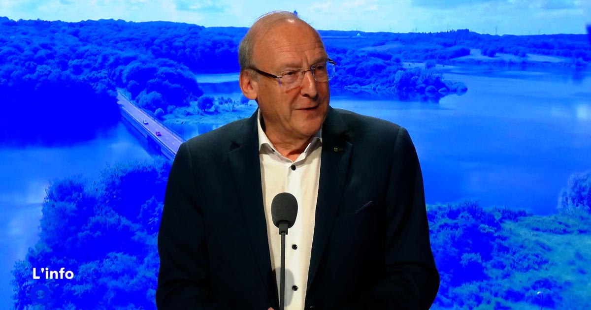 Le nom des rues de Namur : chemins d'histoire de la cité mosane | Boukè ...